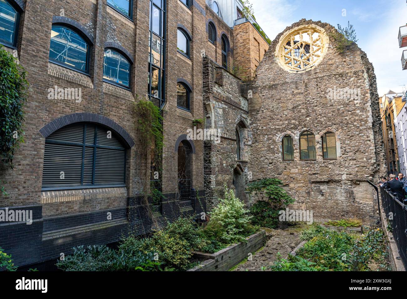 Ruins of Great wall of Winchester Palace, 12th-century bishop's palace ...