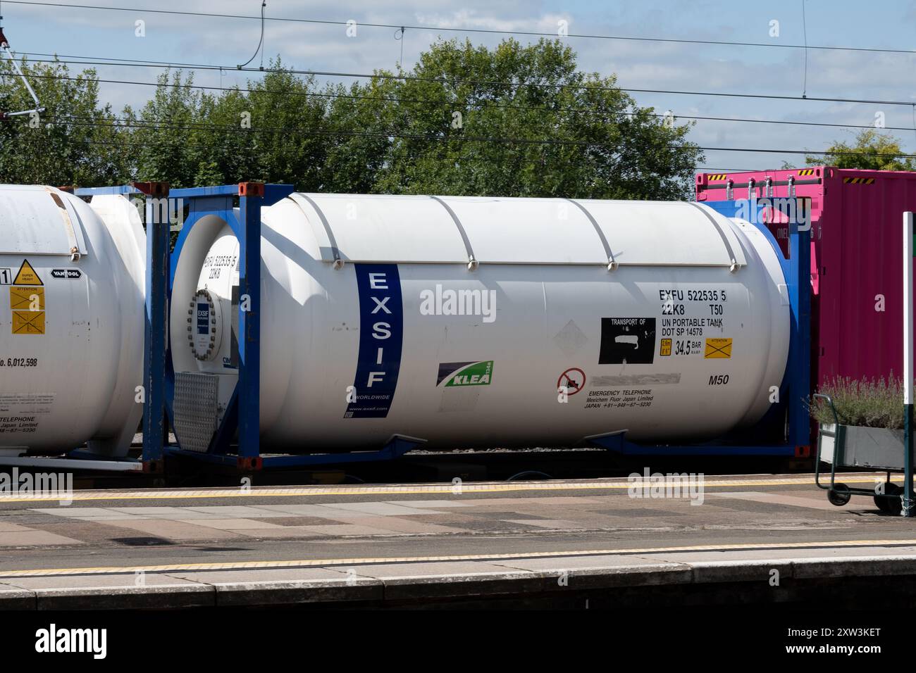 Exsif tank on a freightliner train, Nuneaton station, Warwickshire ...