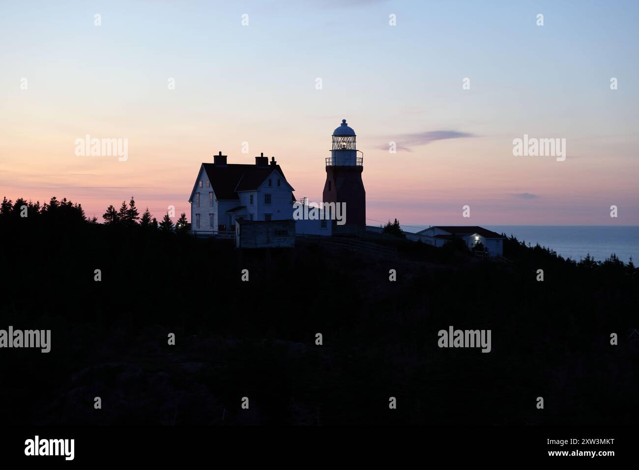 Long Point Lighthouse at Crow Head North Twillingate Island ...
