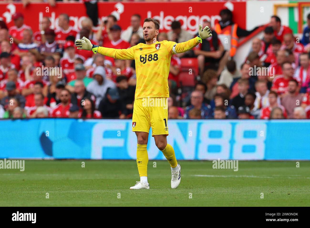 Nottingham, UK. 17th Aug, 2024. Neto of Bournemouth during the ...