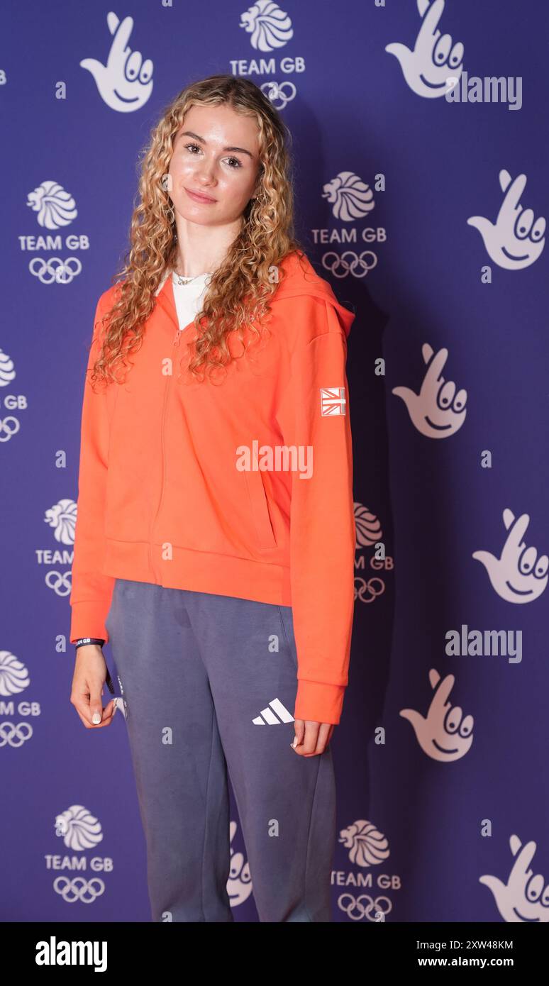 Phoebe gill paris 2024 hi-res stock photography and images - Alamy