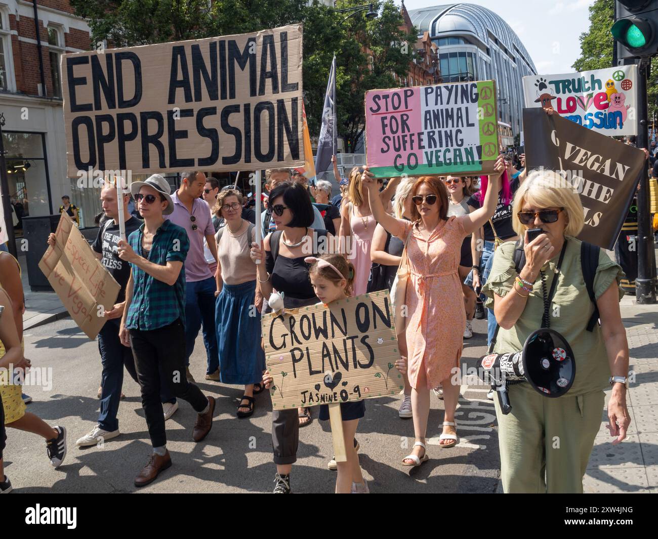 End oppression now hi-res stock photography and images - Alamy