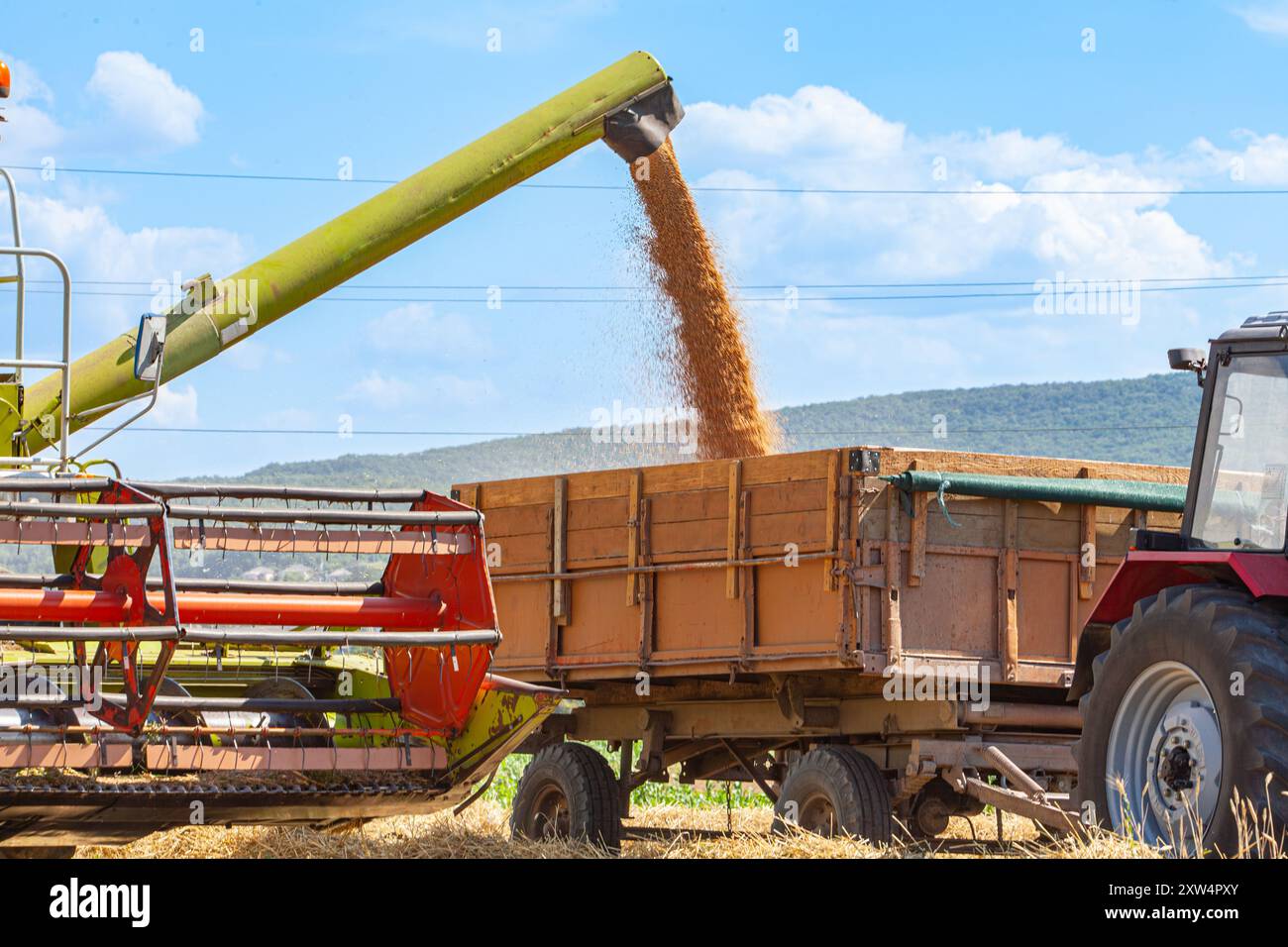 Intake auger hi-res stock photography and images - Alamy