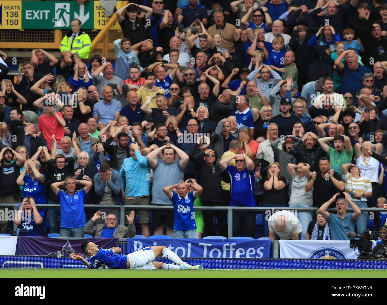 Brighton football fans 2024 hi-res stock photography and images - Alamy