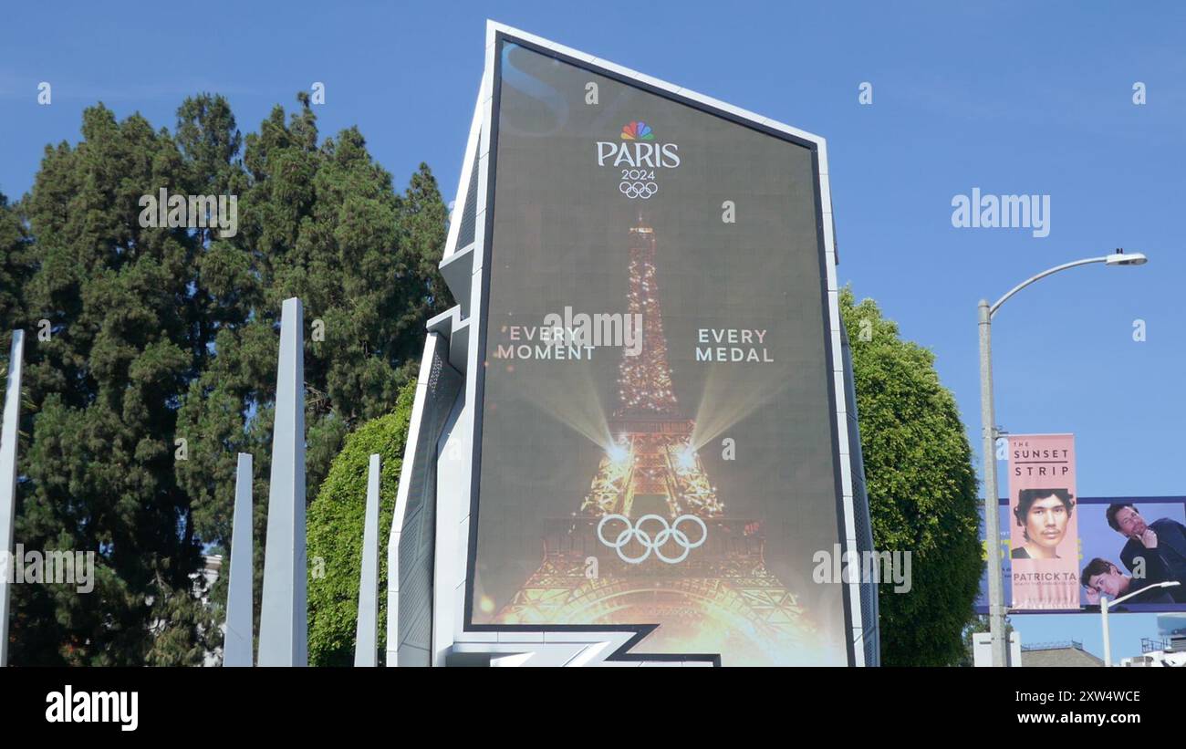 Los Angeles, California, USA 11th August 2024 Eiffel Tower on Paris ...