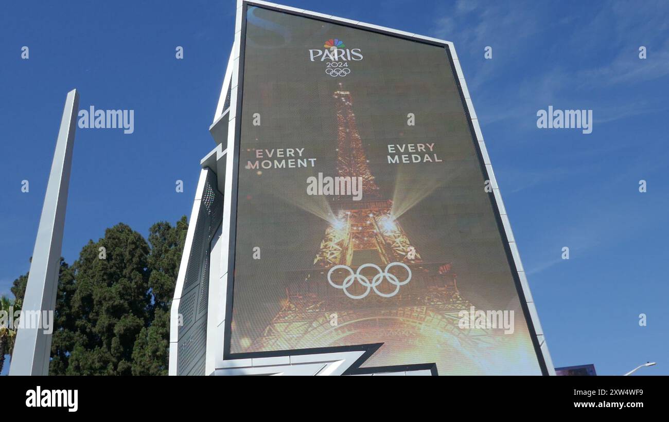 Los Angeles, California, USA 11th August 2024 Eiffel Tower on Paris ...