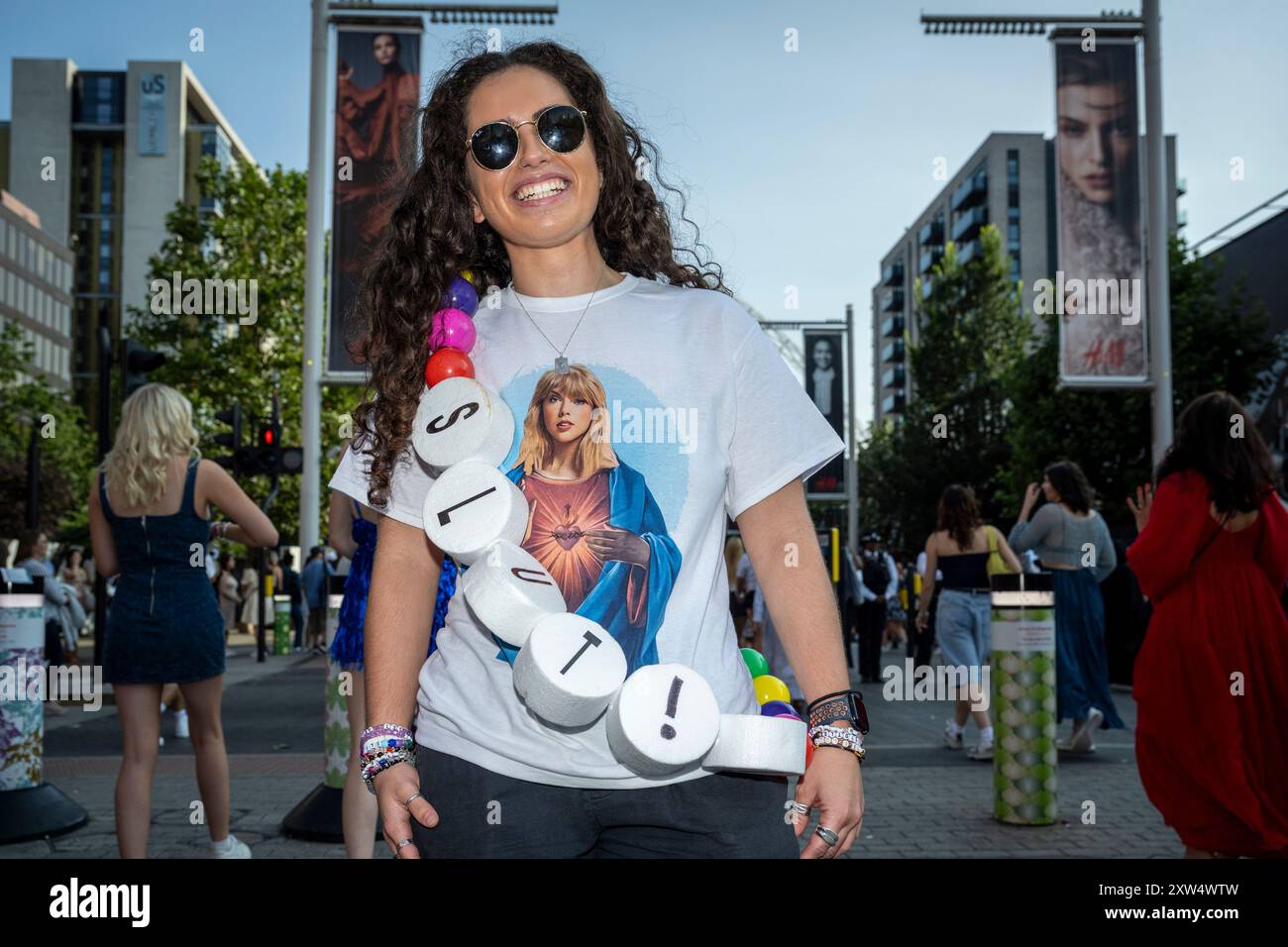 Taylor swift eras tour costume hi-res stock photography and images - Alamy