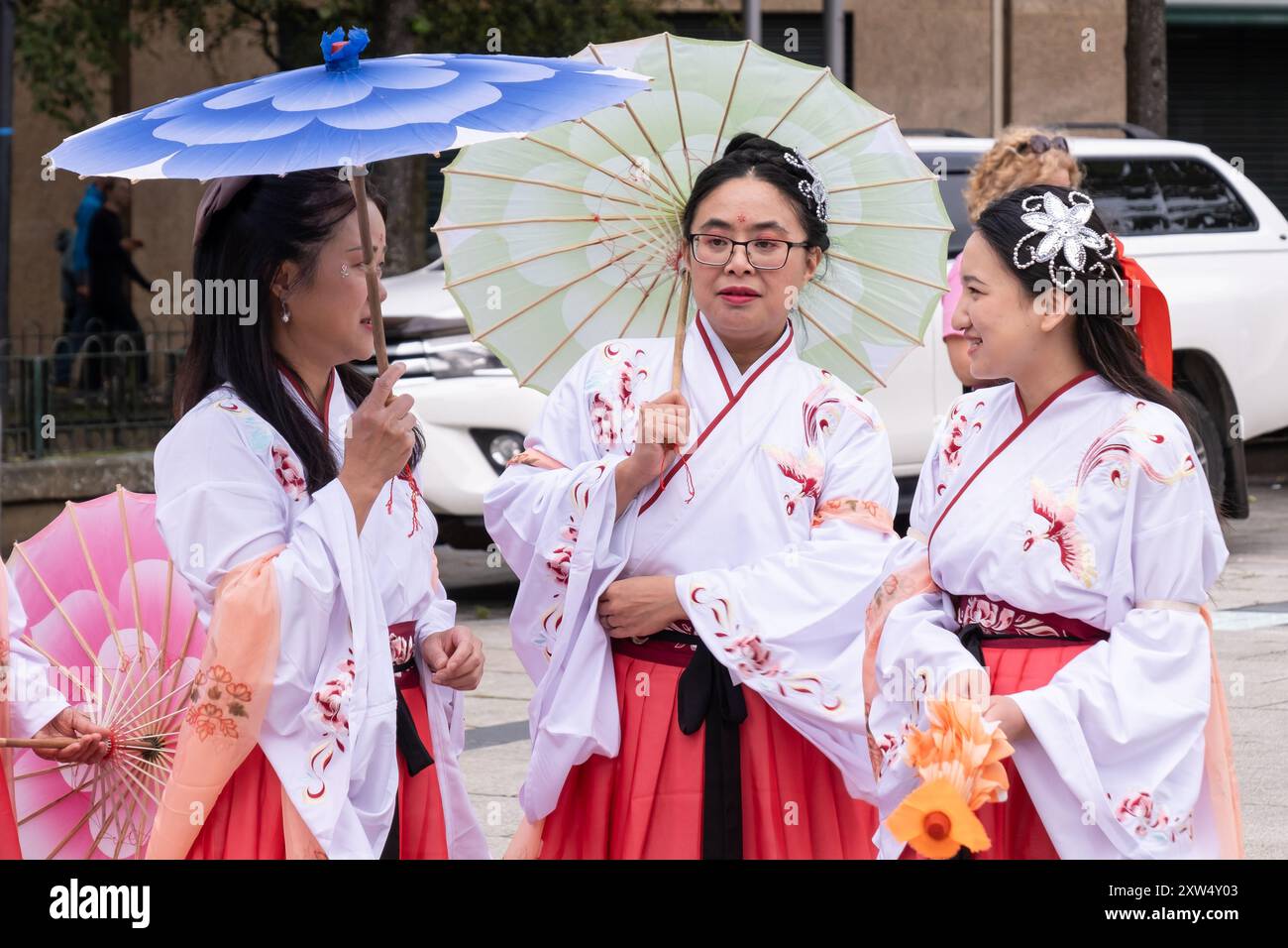 Belfast Mela Carnival Parade - three ladies in traditional Japanese ...