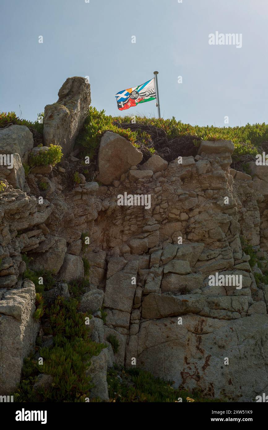 The Celtic Flag showing the Gaelic, Welsh and Galician mother tongue ...