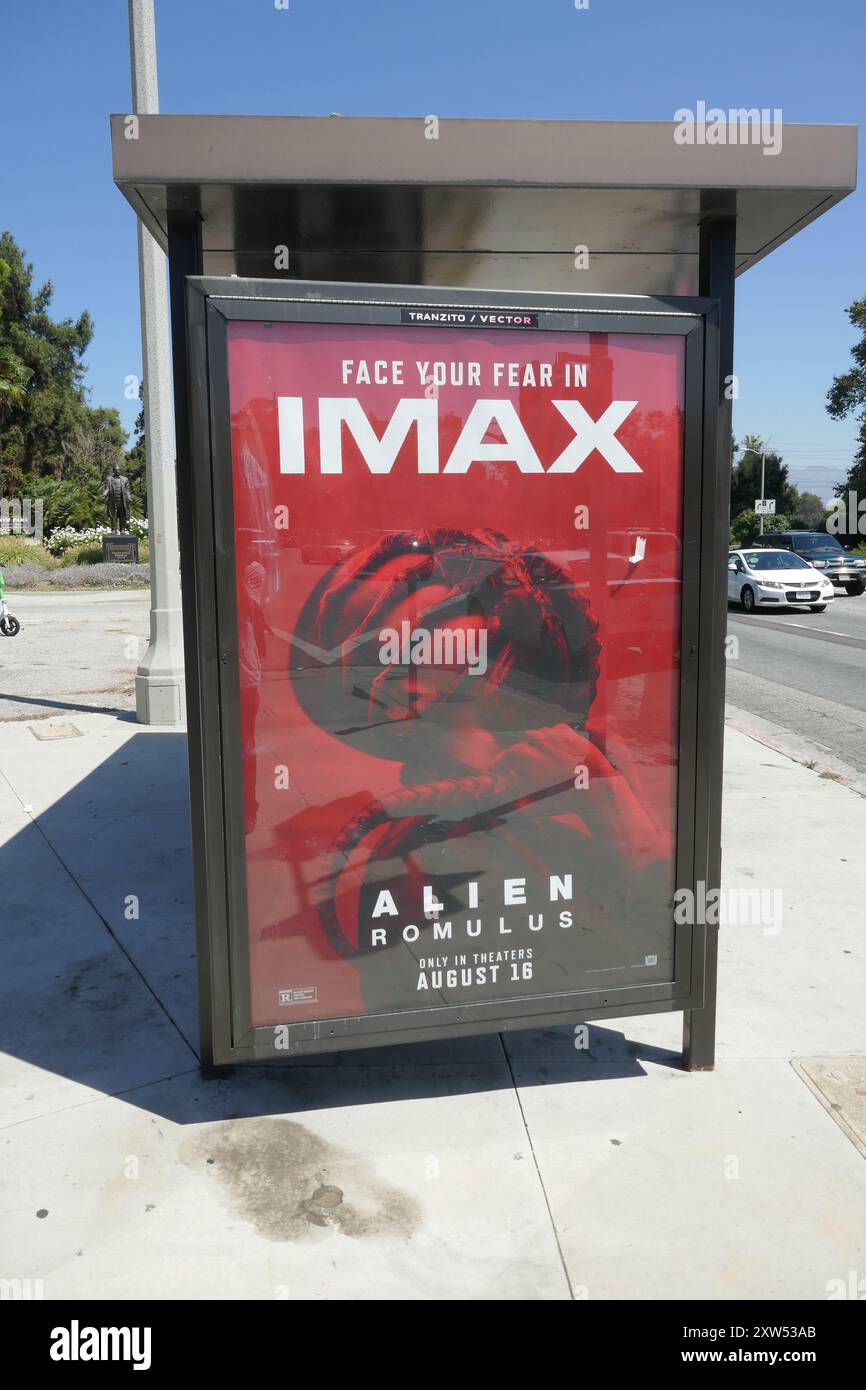 Alien romulus poster hi-res stock photography and images - Alamy