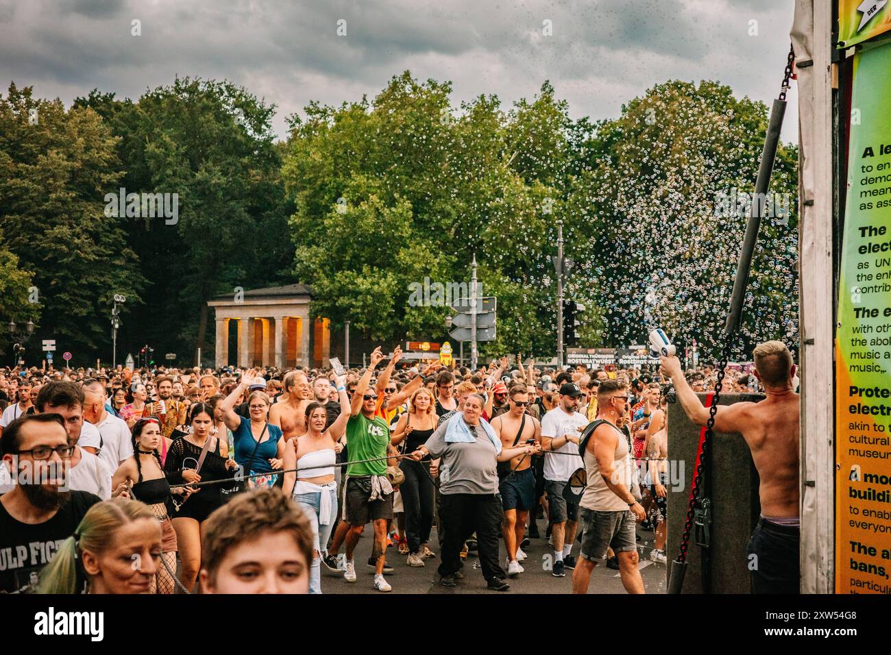 Rave the planet in Berlin 2024 Rave the planet 2024 *** Rave the planet ...