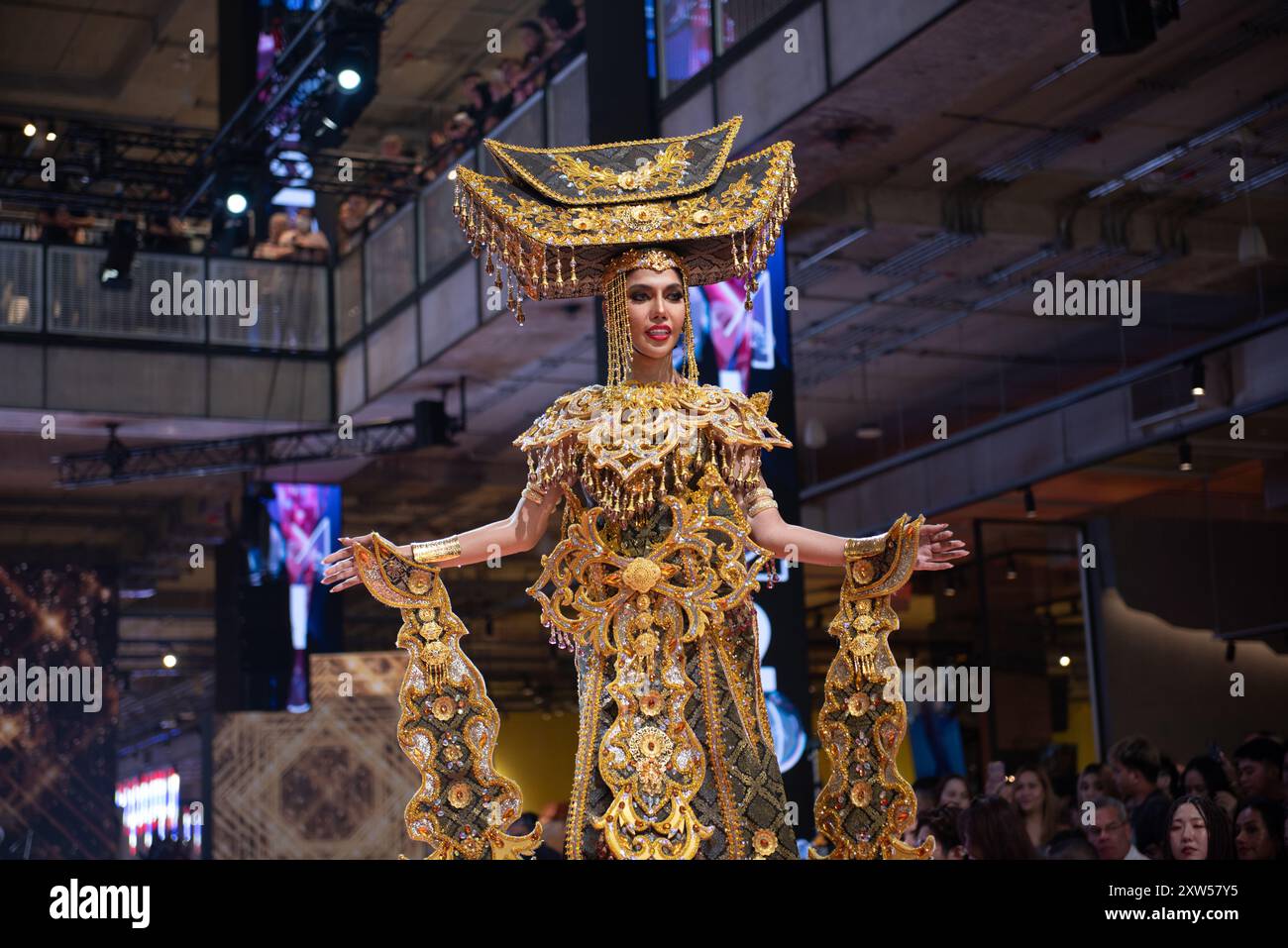 Bangkok, Thailand. 17th Aug, 2024. Eva Mendez Foster from Malaysia ...