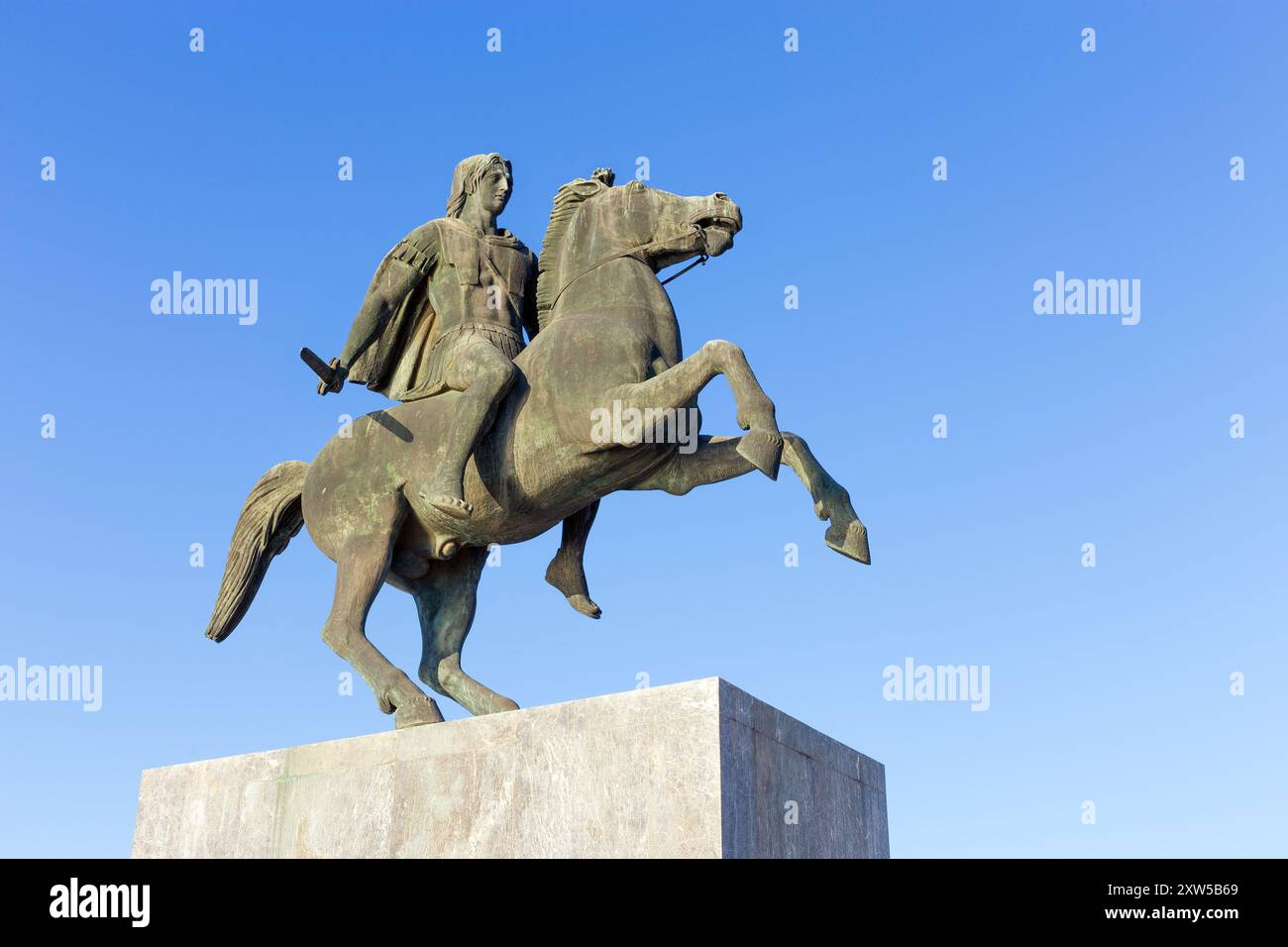 Statue alexander great thessaloniki city hi-res stock photography and ...