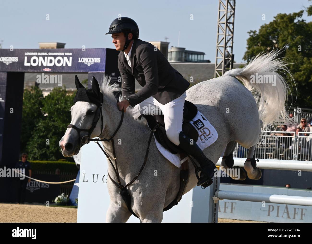 Donald whitaker hi-res stock photography and images - Alamy