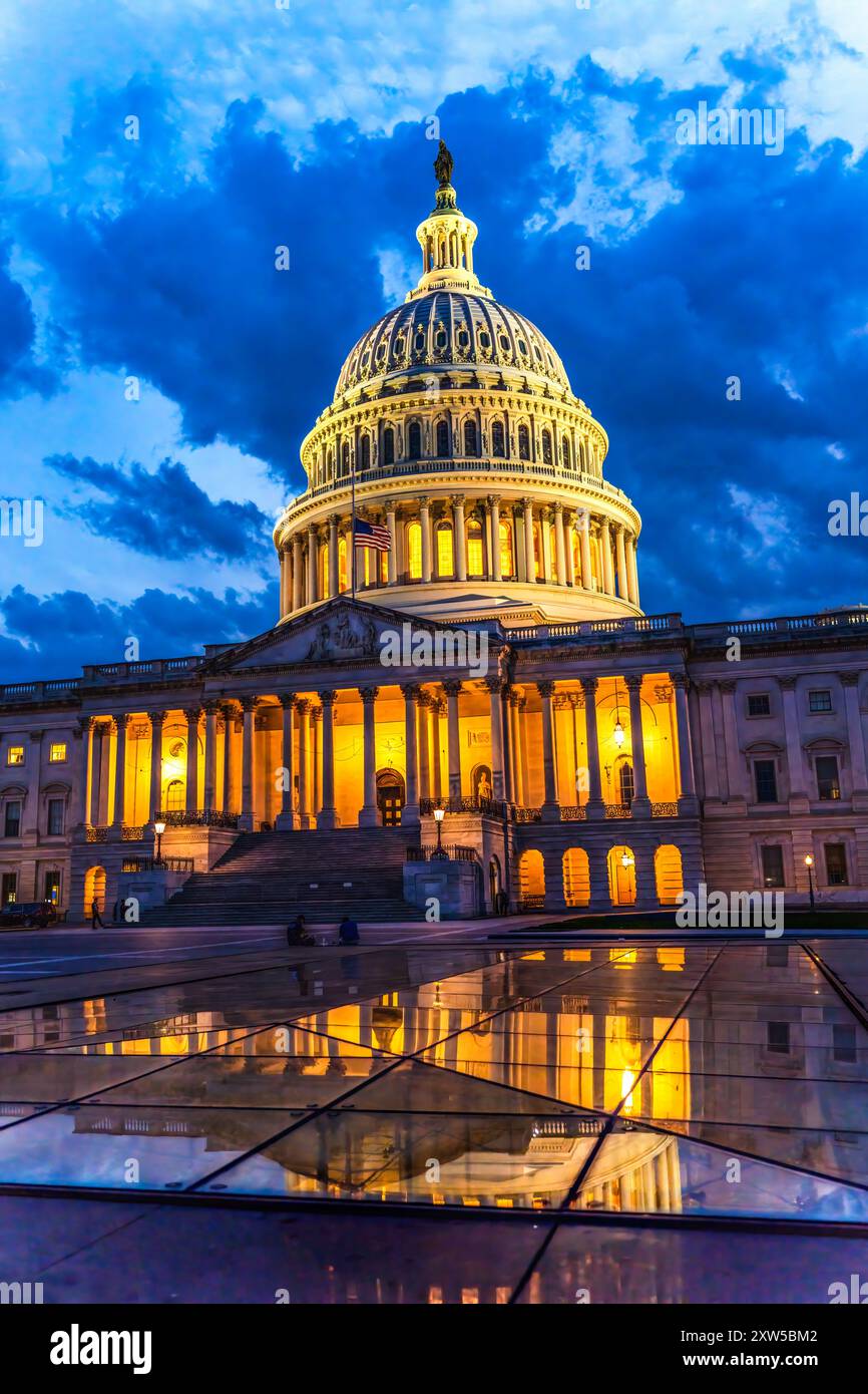 US Capitol Lights North Side Illuminated Reflection Congress House ...