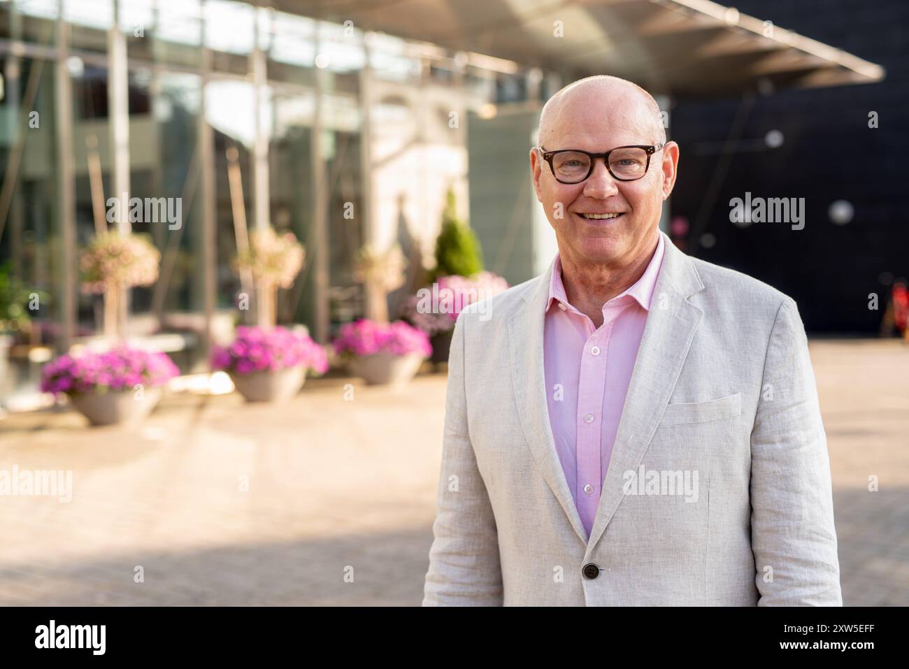 Handsome northern european man hi-res stock photography and images - Alamy