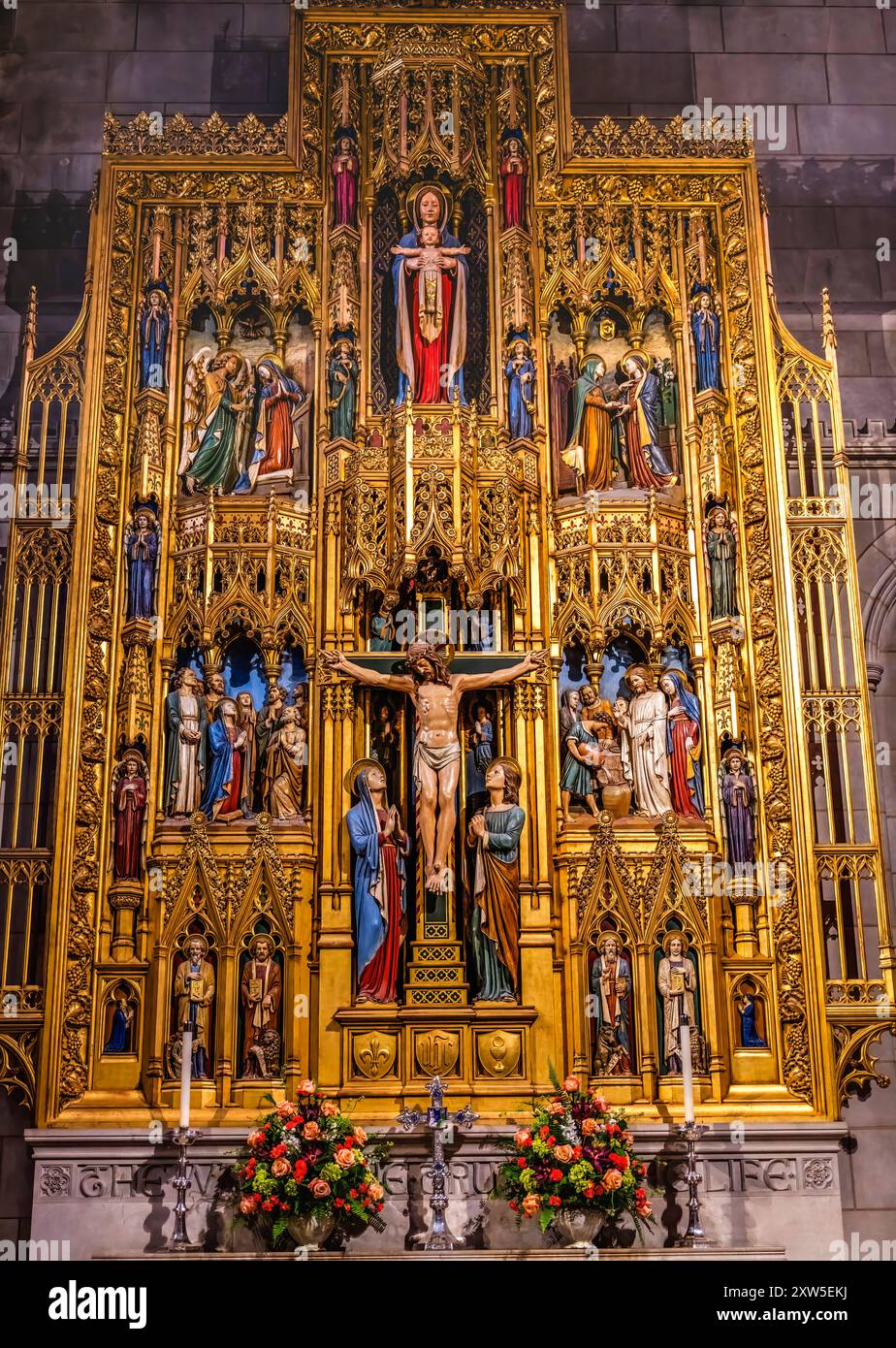 Altar Jesus Crucifix Statues Basilica National Cathedral of St Peter ...