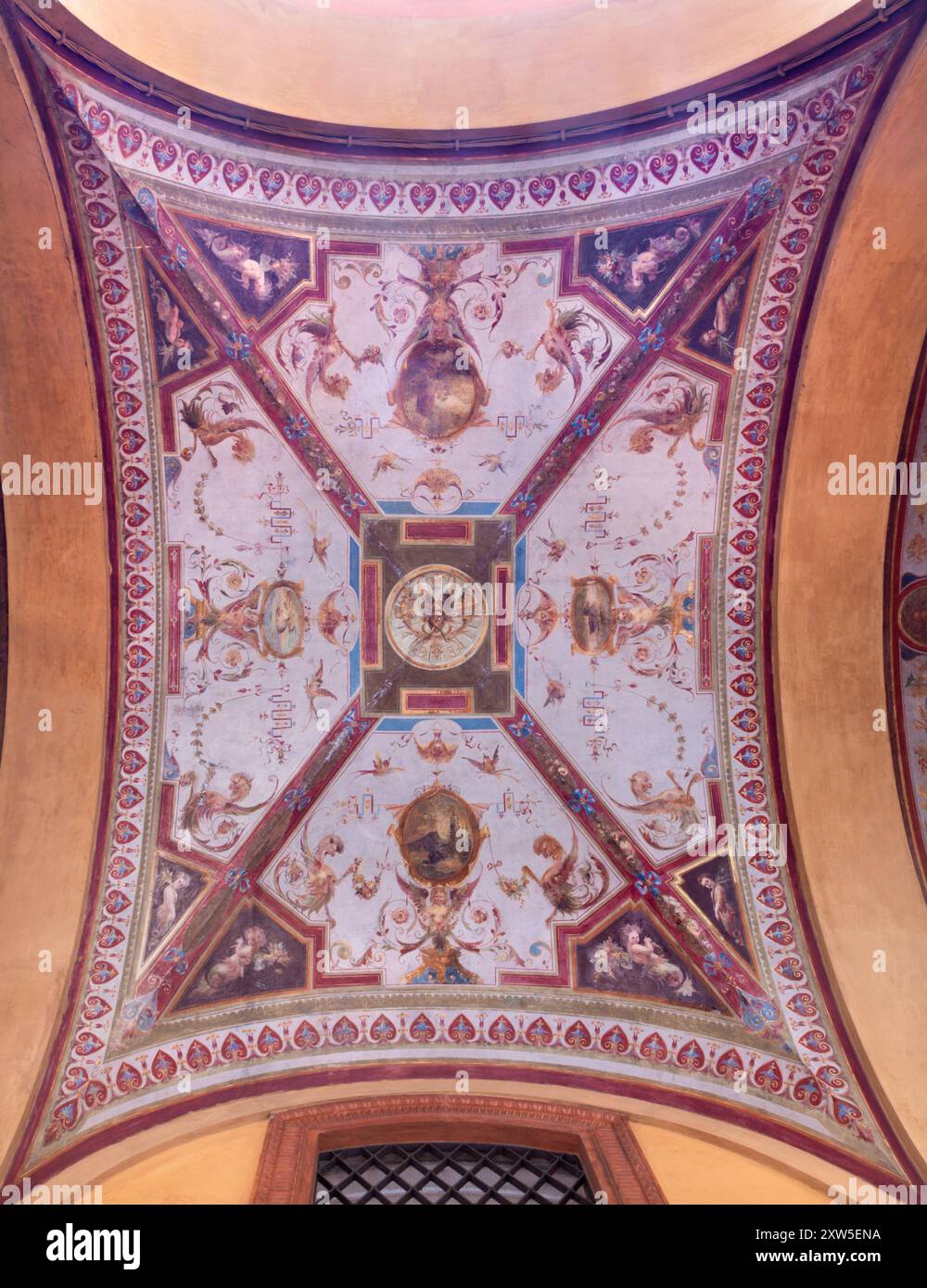Bologna portico cavour hi-res stock photography and images - Alamy