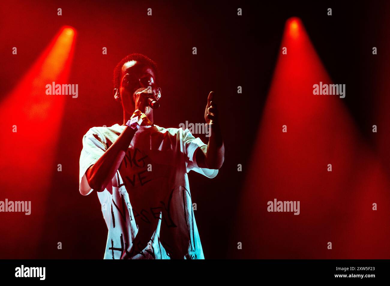 London, United Kingdom. 17th August 2024. Loyle Carner brings on stage ...