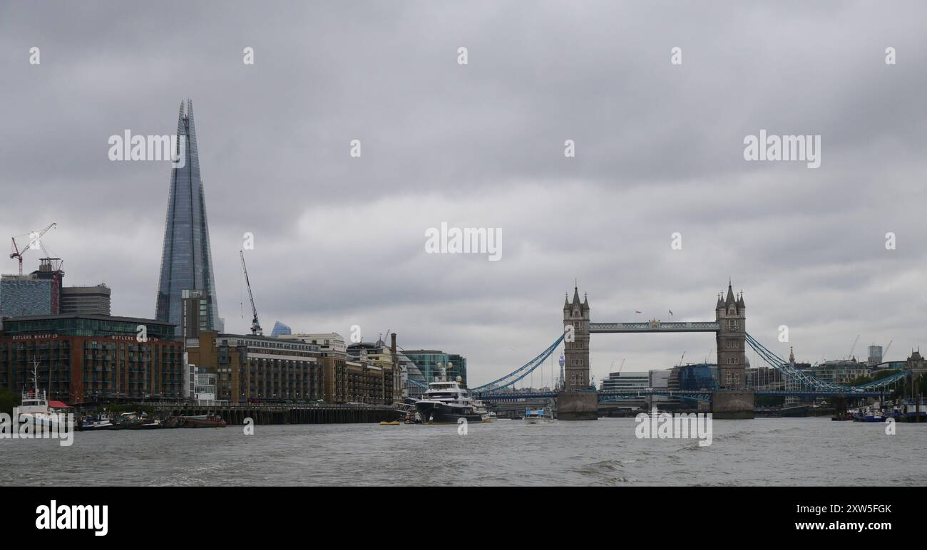 The Thames from the Thames Clipper Stock Photo - Alamy