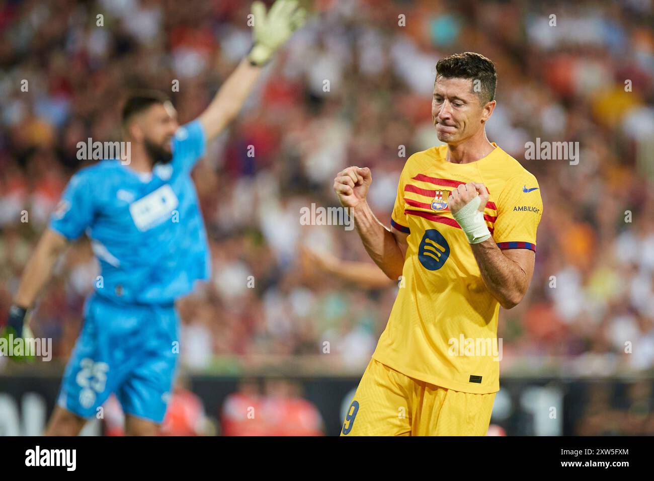 VALENCIA, SPAIN - AUGUST 17: Robert Lewandowski Centre-Forward of FC ...
