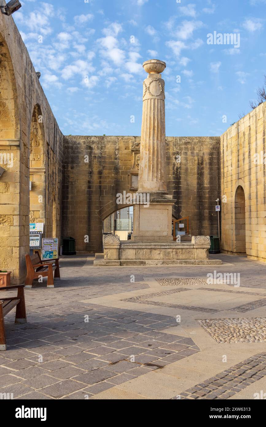 Clement martin edwards monument hi-res stock photography and images - Alamy
