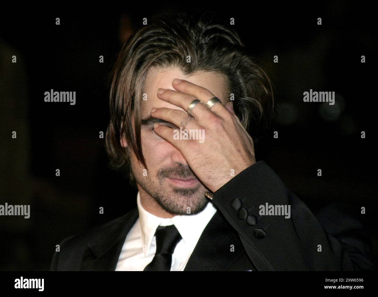 Colin farrell november 2004 hi-res stock photography and images - Alamy