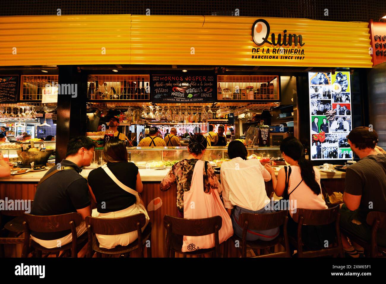 El Quim de la Boqueria Tapas bar at the Mercat de la Boqueria in ...