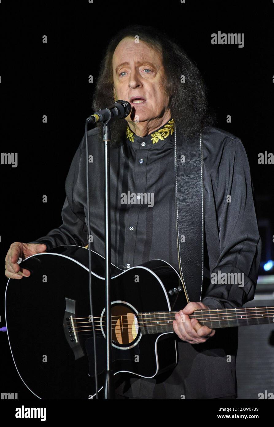 Ga. 17th Aug, 2024. Tommy James on stage for Tommy James & The ...