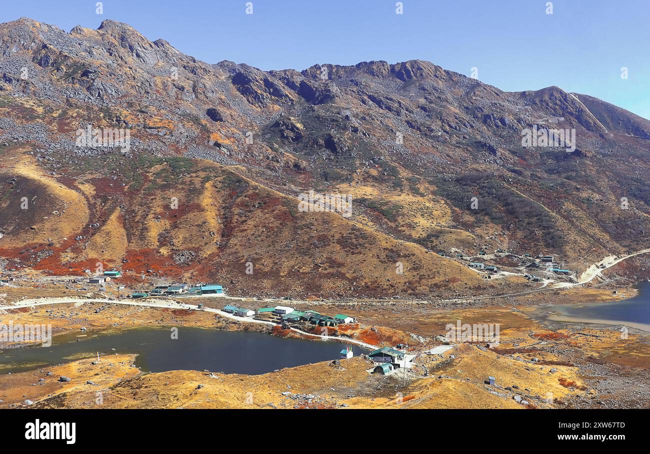 High altitude mountain village hi-res stock photography and images - Alamy