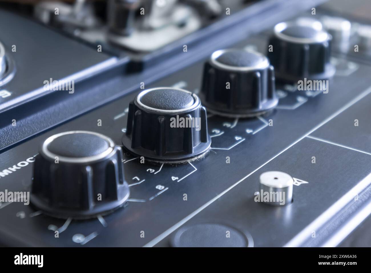 Analogtechnology hi-res stock photography and images - Alamy