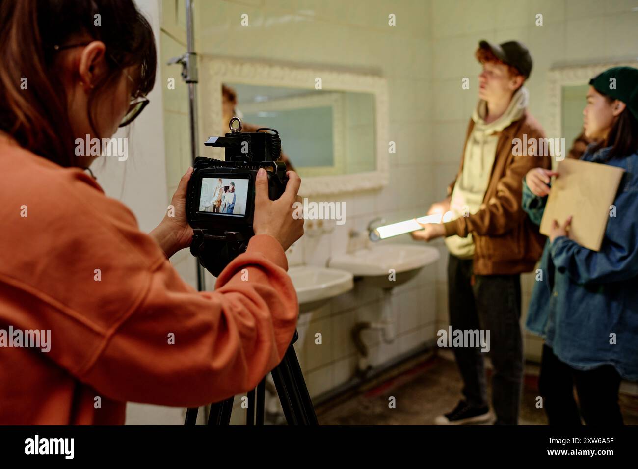 Script process hi-res stock photography and images - Alamy