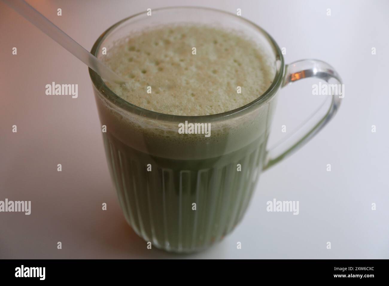 Cafe matcha hi-res stock photography and images - Alamy