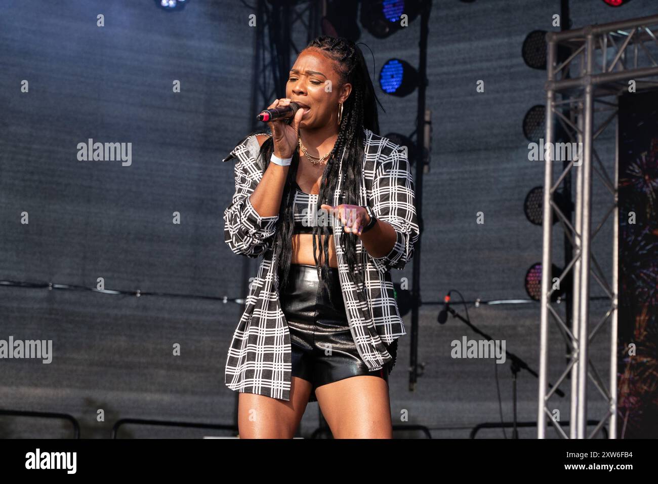 Essex, UK. 17th Aug, 2024. Luzahnn Taylor performs on stage as Livin ...
