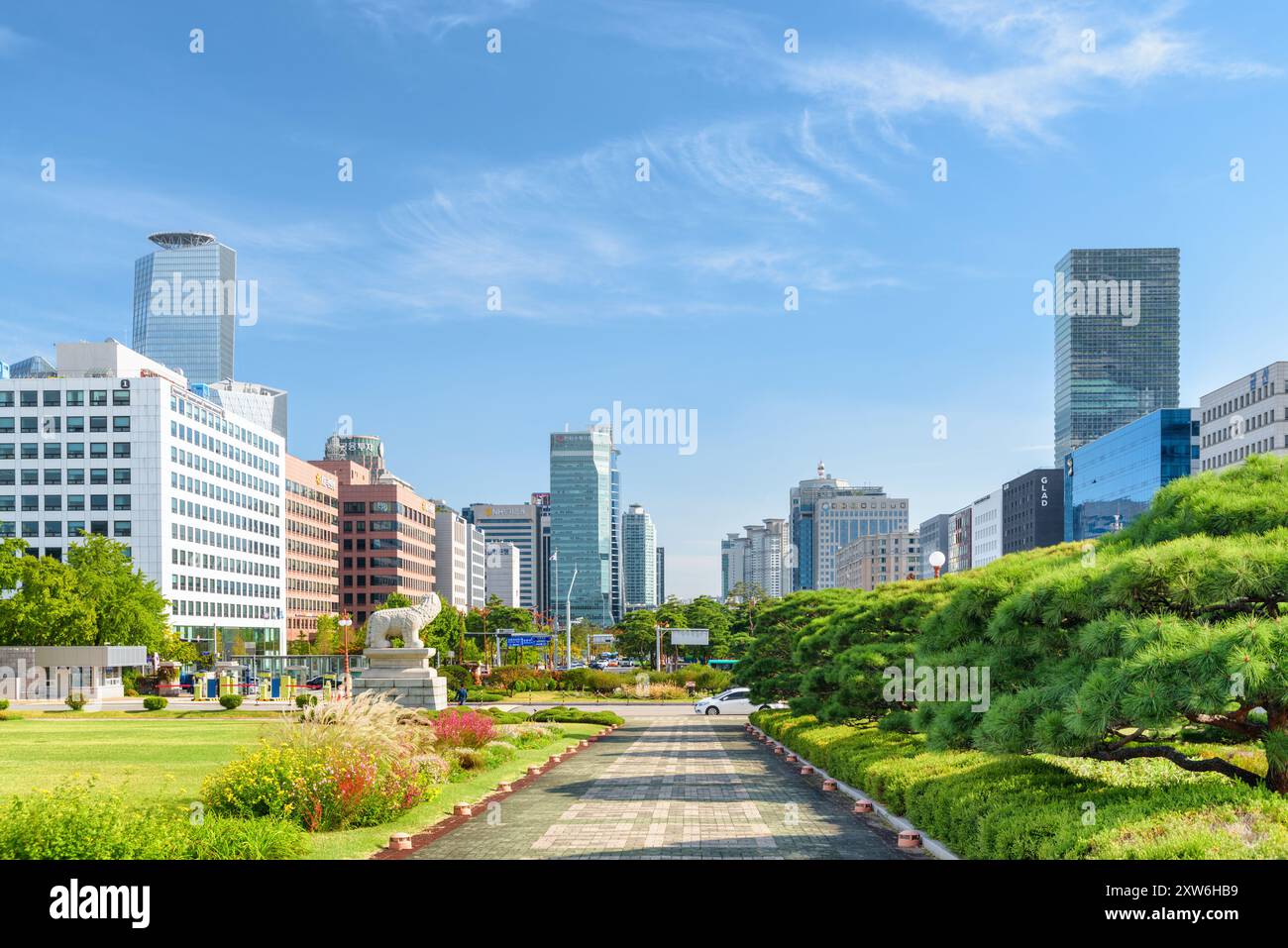 Awesome cityscape at Yeouido (Yeoui Island), Seoul, South Korea Stock ...