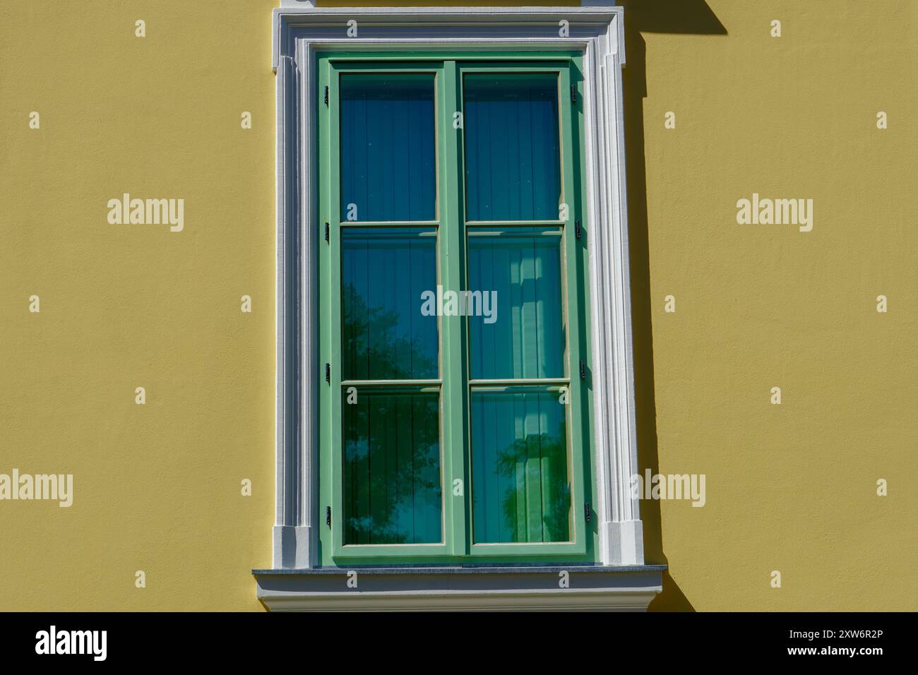 Old wooden window, traditional wooden window Stock Photo - Alamy