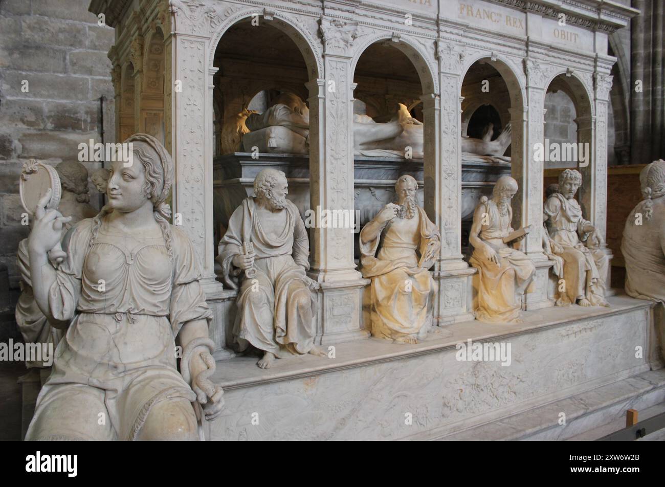 Tomb of King Louis XII and Anne of Brittany Stock Photo - Alamy