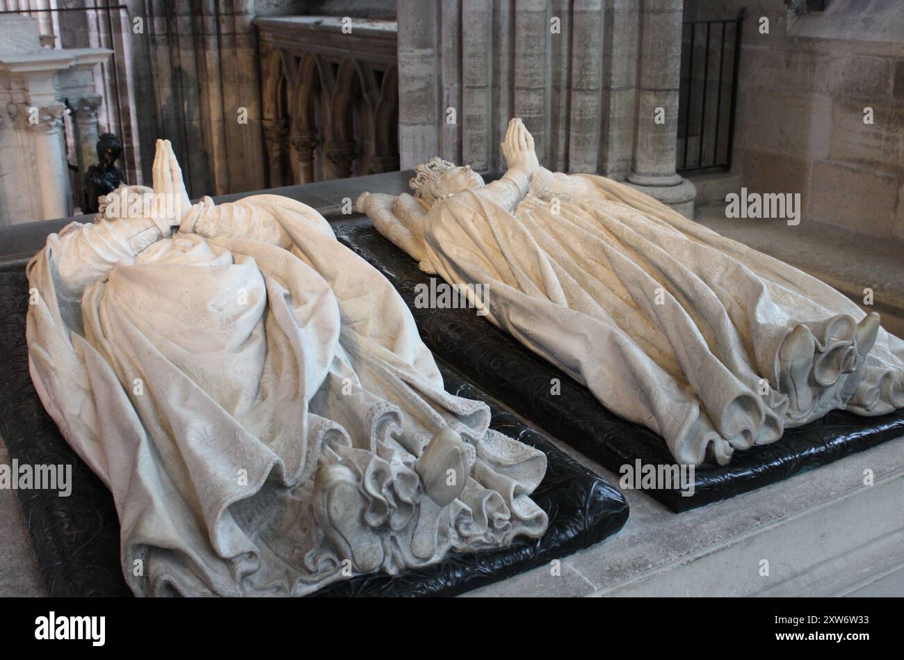 Tomb of Henry II and Catherine de’medici Stock Photo - Alamy