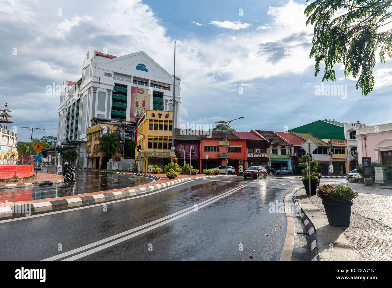 Kuching heritage destination hi-res stock photography and images - Alamy