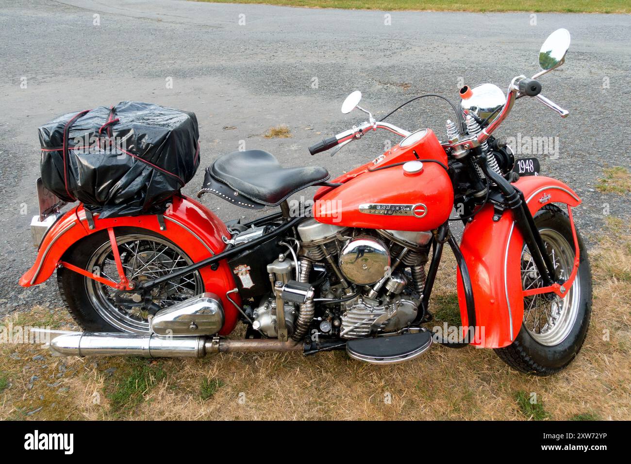 Harley Davidson FL 1200 Panhead - 1948 Harley Davidson Motorcycle ...