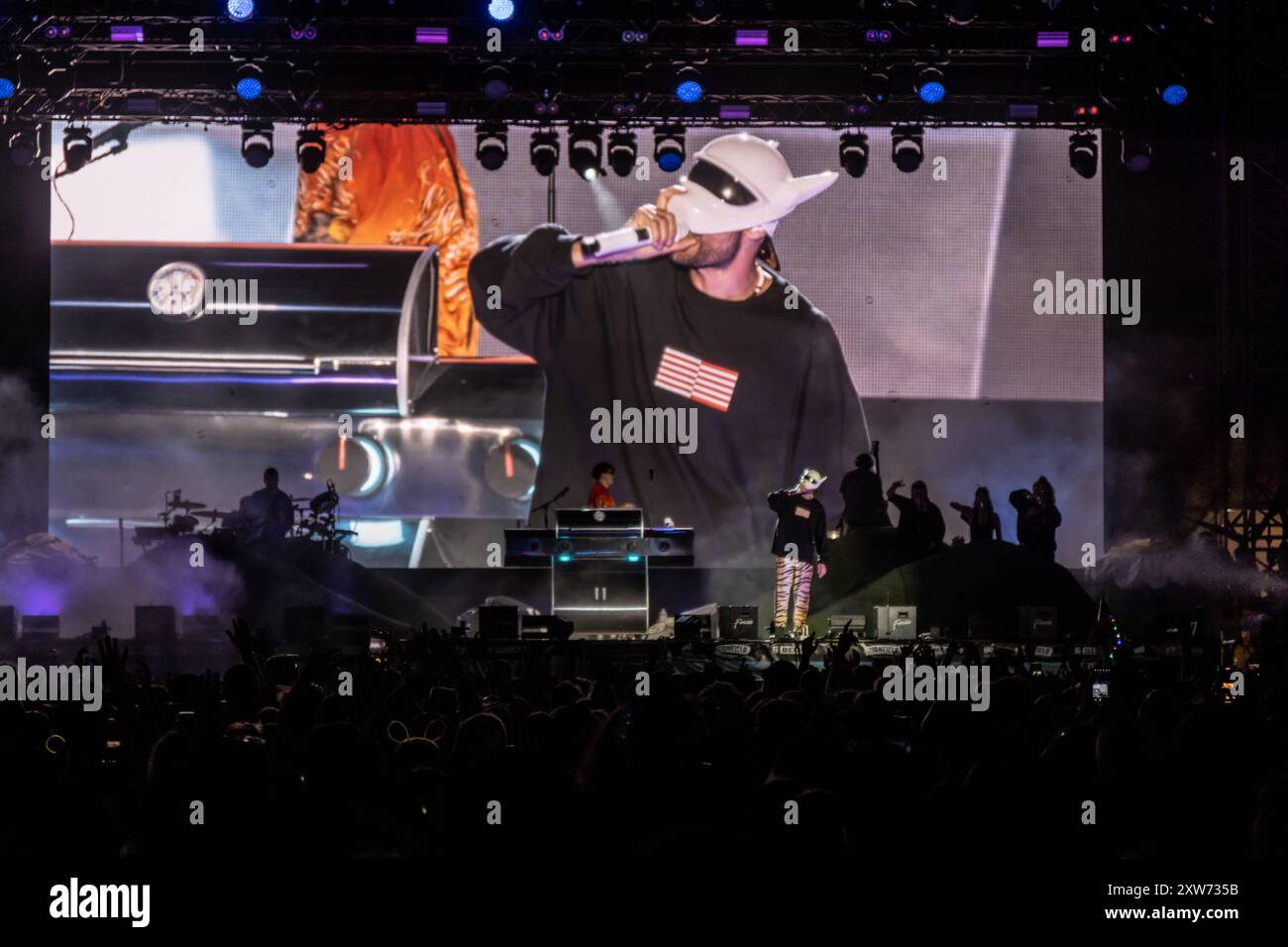 Der deutsche Rapper Cro Carlo Waibel live auf der Blue Stage des ...