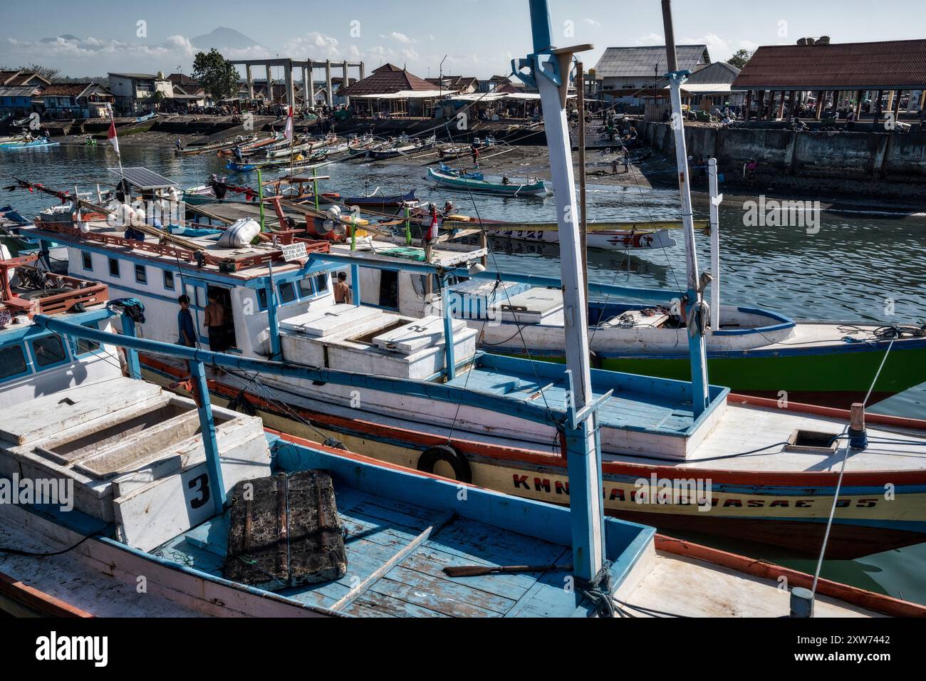 Tanjung Luar Fish market, Luar Cape, Lombok, Indonesia, Asia Stock ...