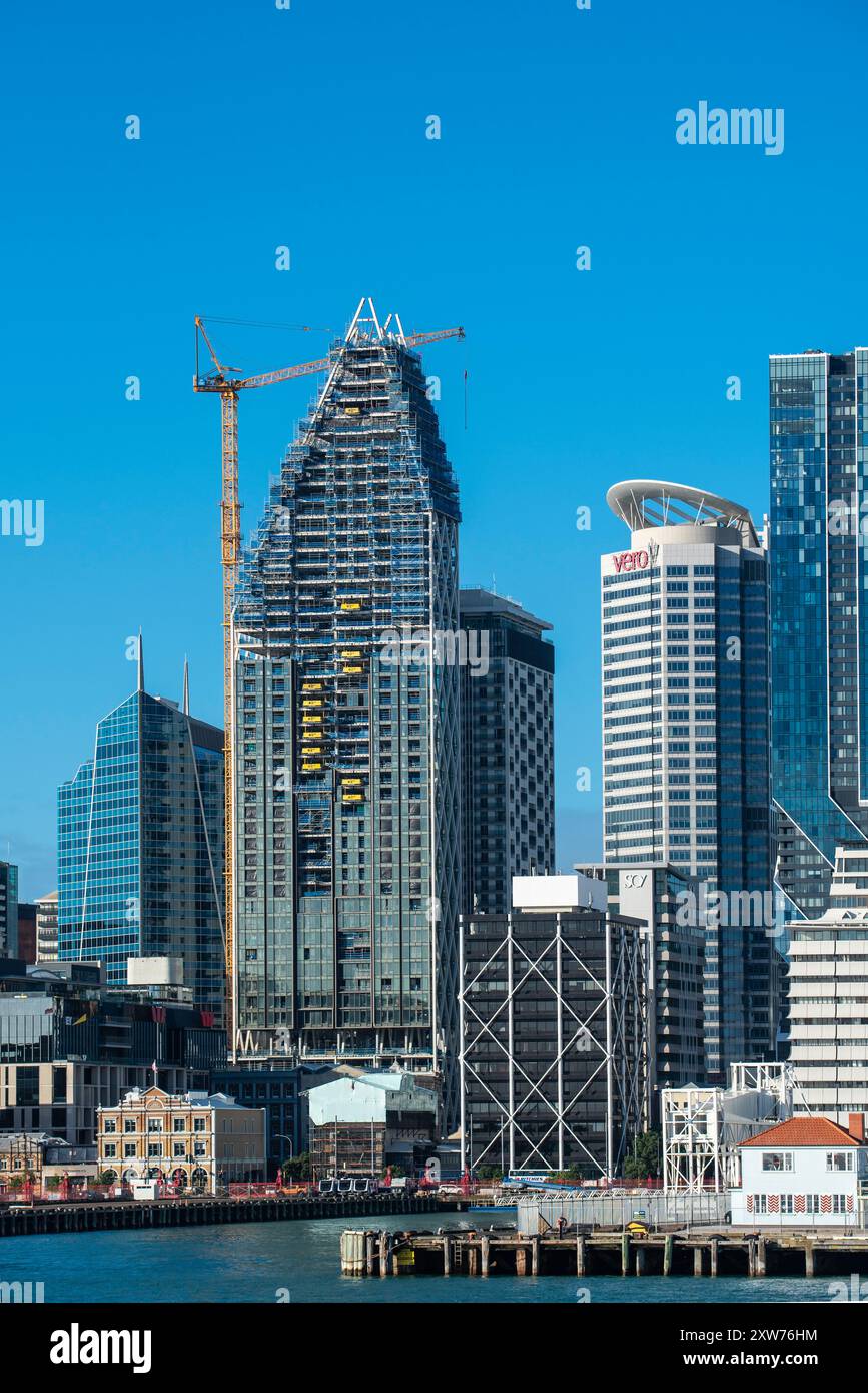 High rise living in nz new zealand hi-res stock photography and images ...