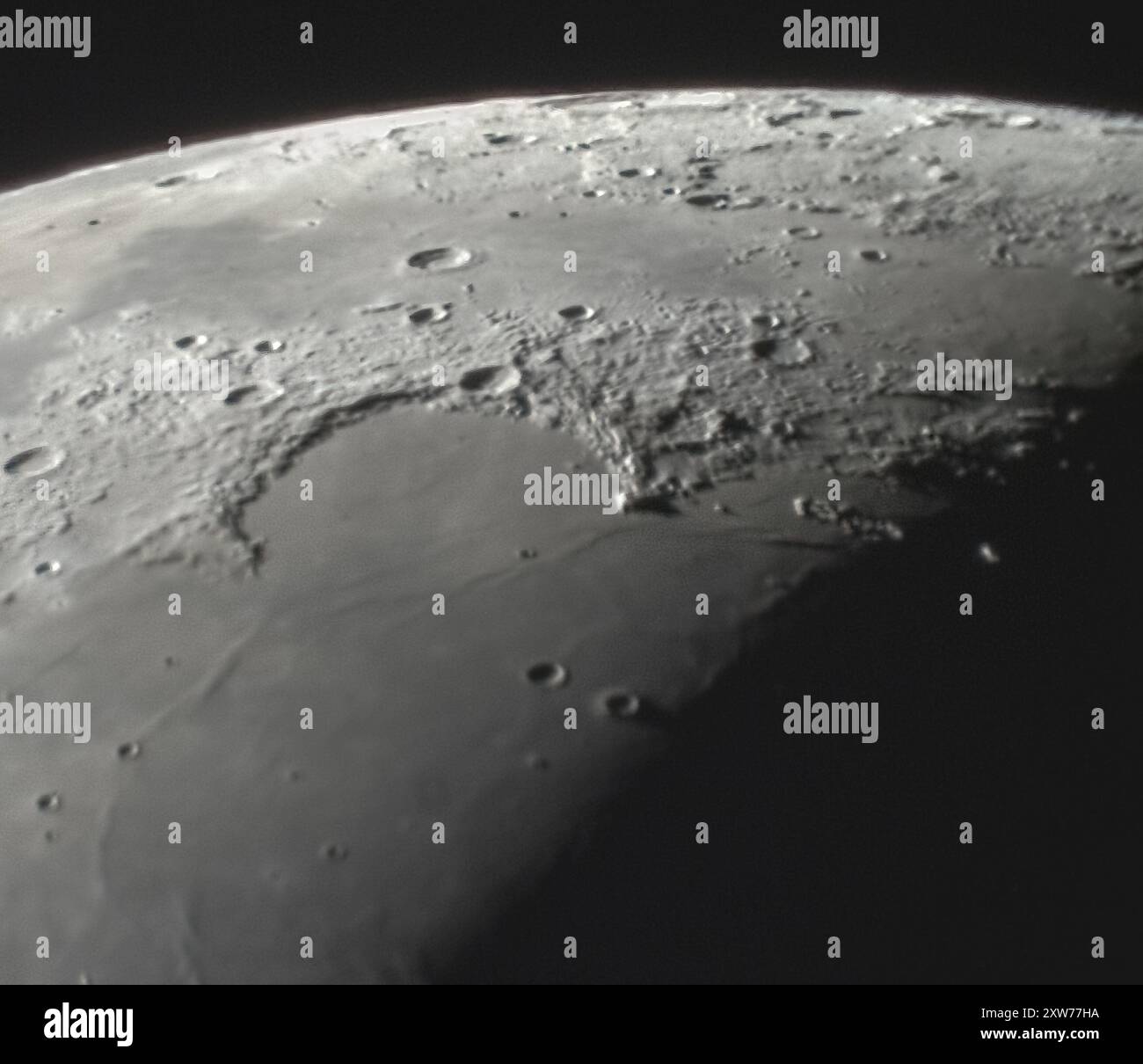 Mare imbrium hi-res stock photography and images - Alamy