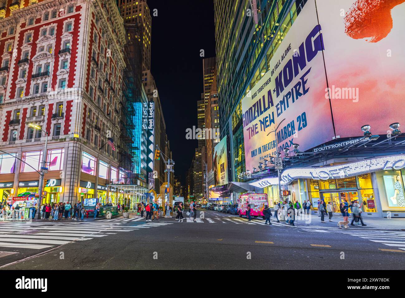 Night view of Manhattan with street intersections and crosswalks ...