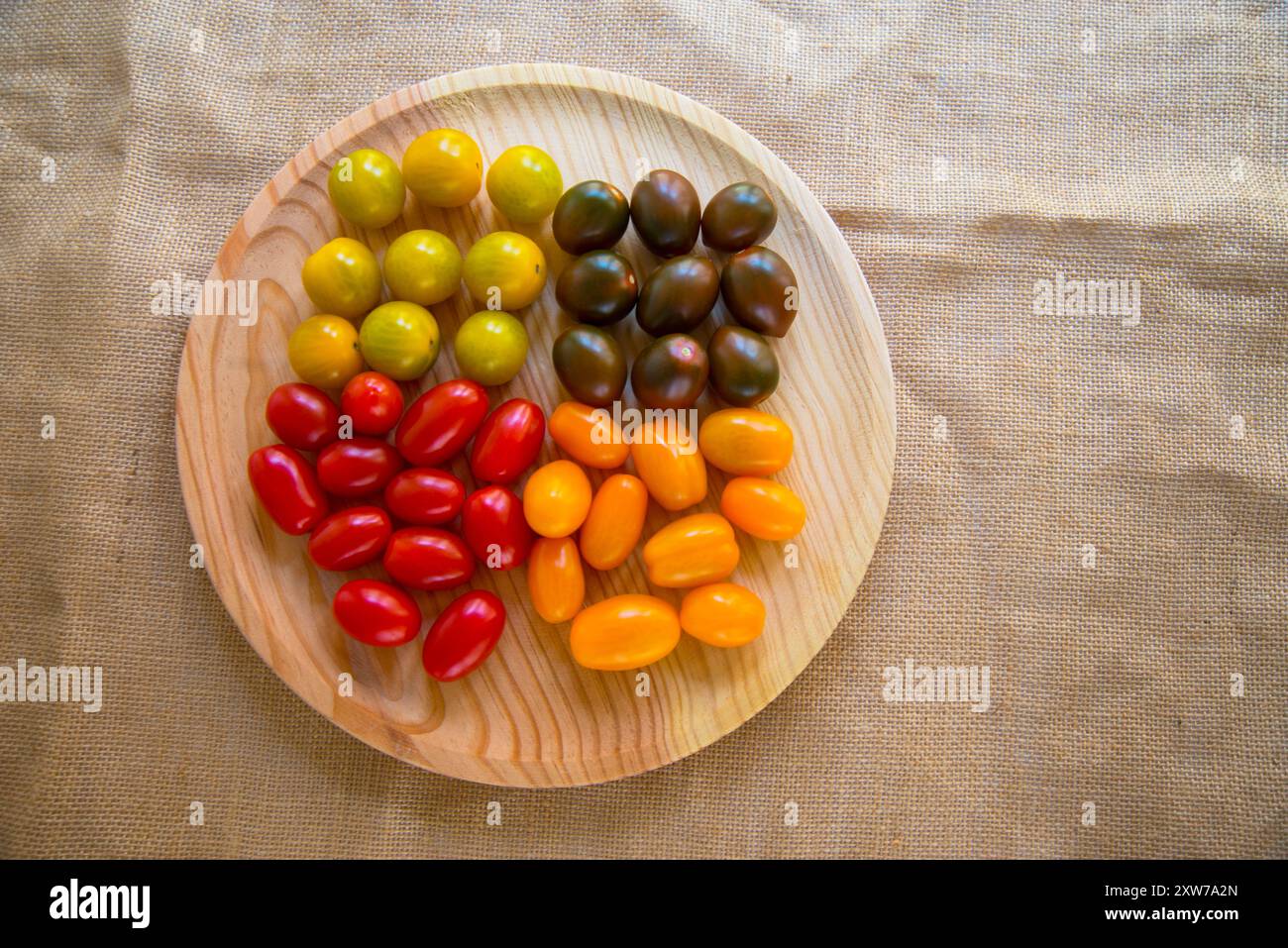 Tomates desde arriba hi-res stock photography and images - Alamy