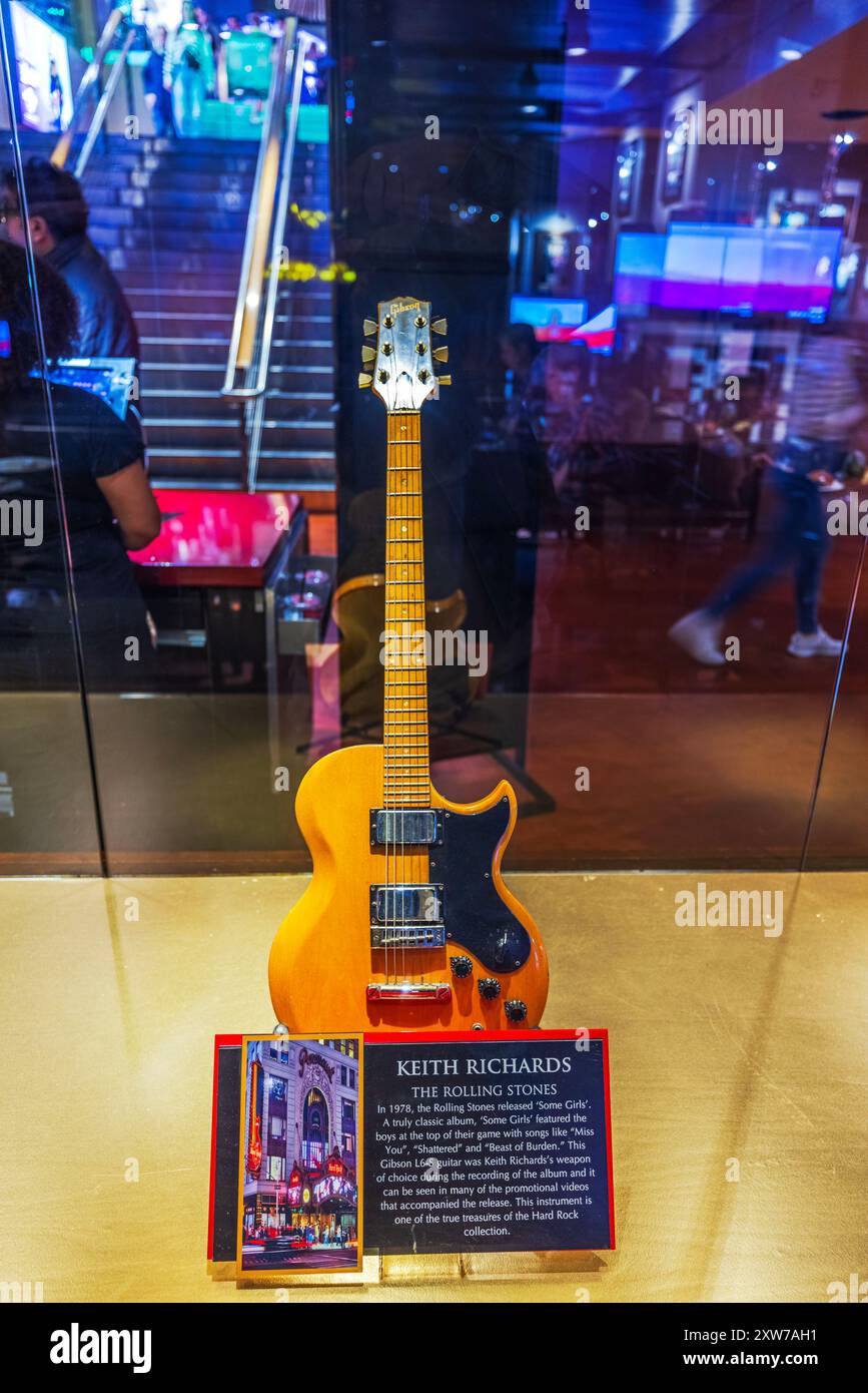 Keith Richards' six-string lead guitar from The Rolling Stones on ...