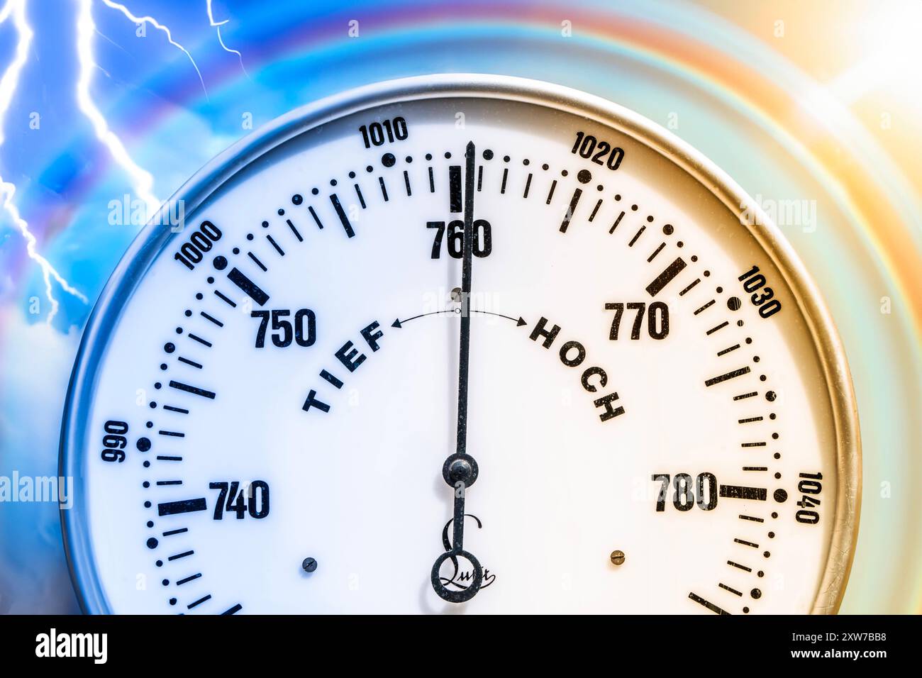 Wetterwechsel im Sommer, schwere Gewitter möglich, Barometer steht auf ...