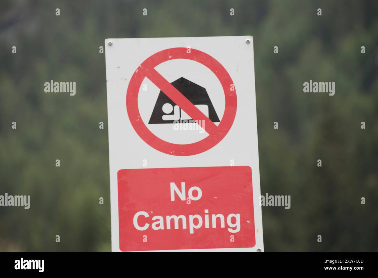 camping prohibition road sign, camping ban on the site camping ...