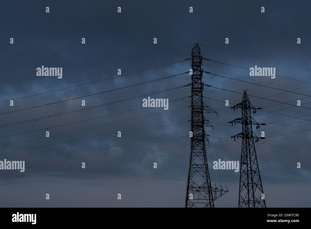 Electricity pylons silhouette hi-res stock photography and images - Alamy